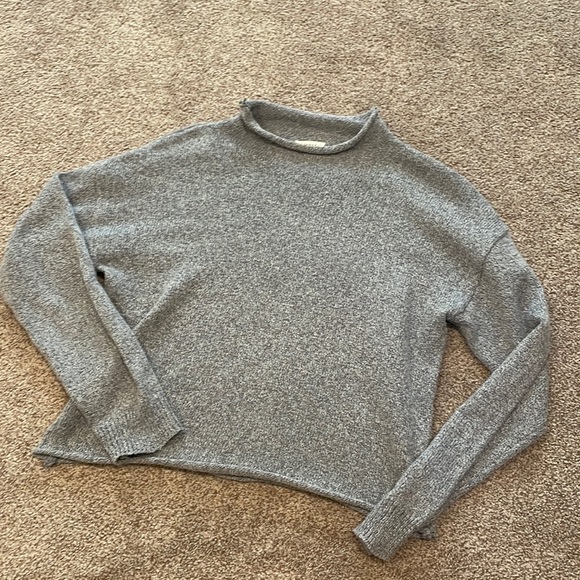 debut | Sweaters | Debut Cropped Sweater | Poshmark